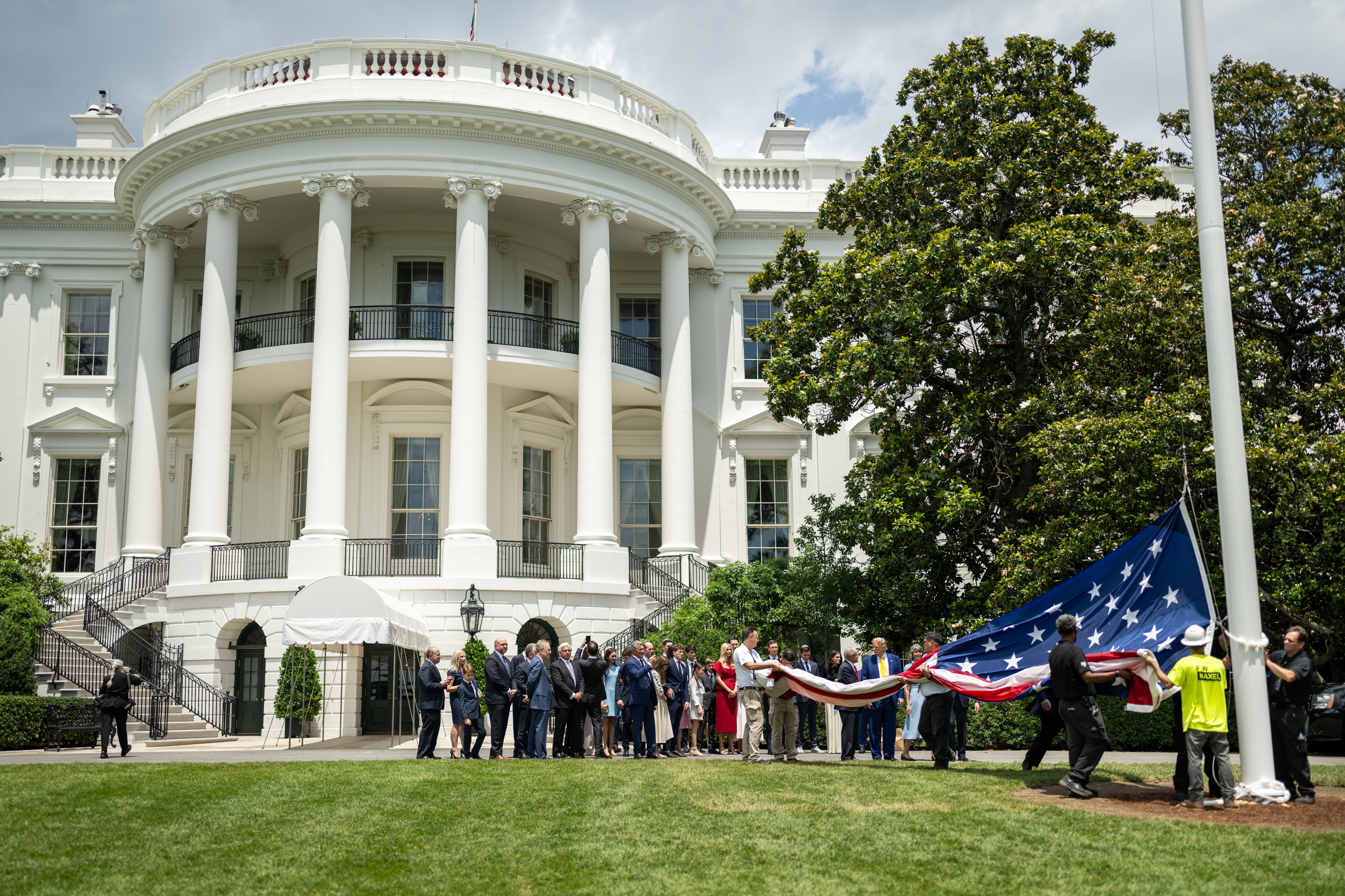 President Trump Raises New American Flag on South Lawn of the White ...